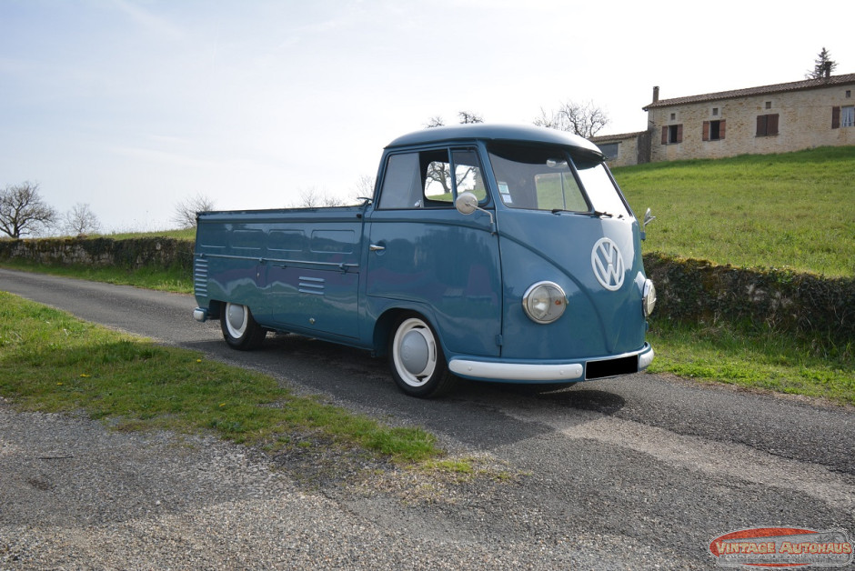 VOLKSWAGEN SIMPLE CAB - Cars for Sale